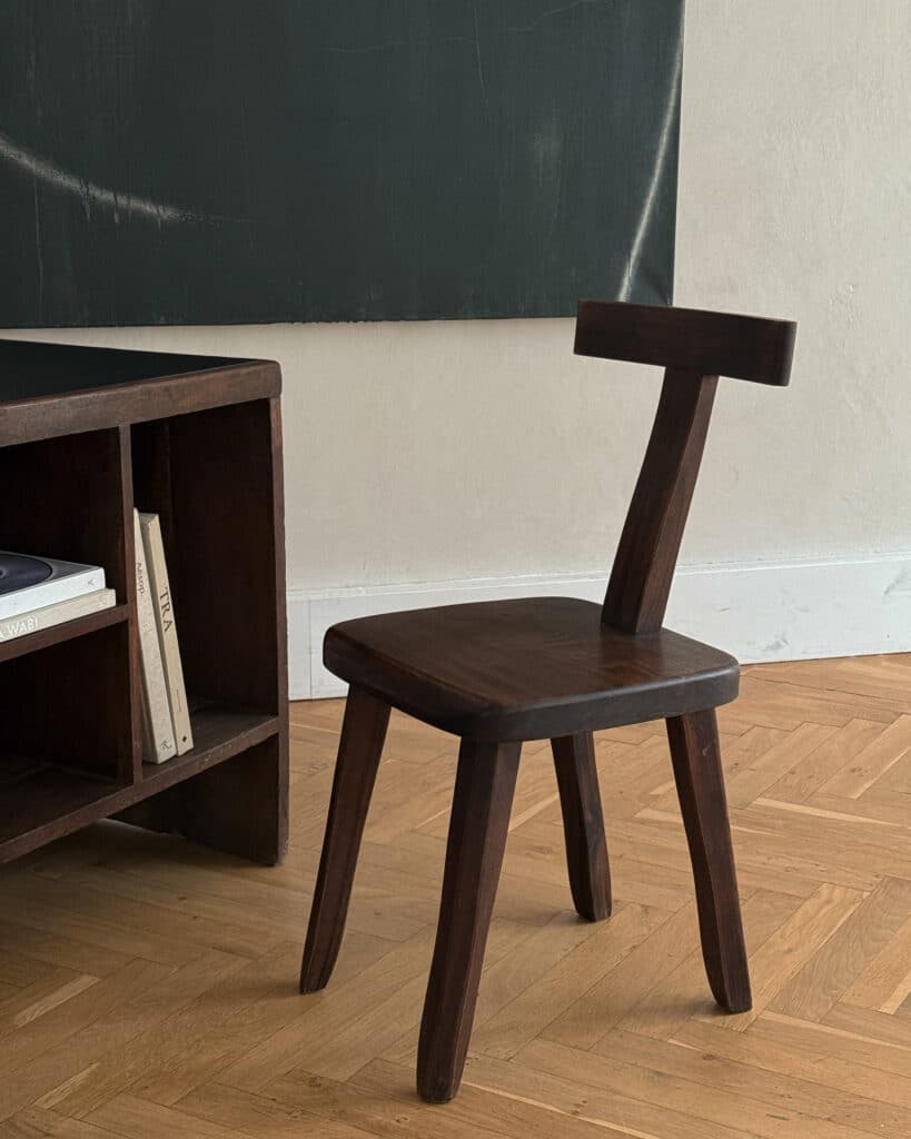 BRUTALIST T CHAIR - RUBY ATELIER