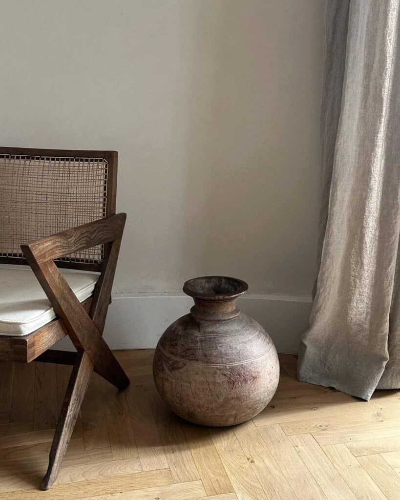 ANTIQUE POT - RUBY ATELIER